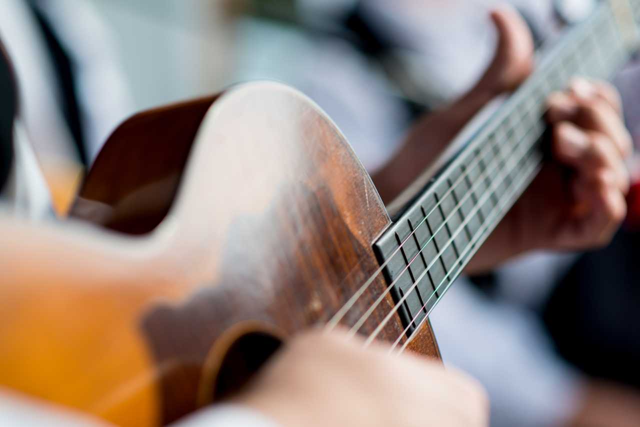 Learn to Play Music with Private Music Lessons